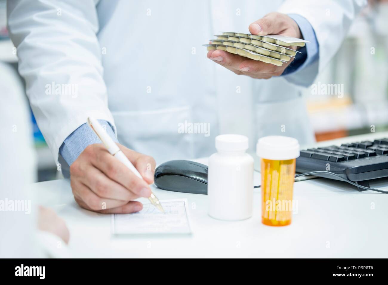 Prescription only medicine hi-res stock photography and images - Alamy