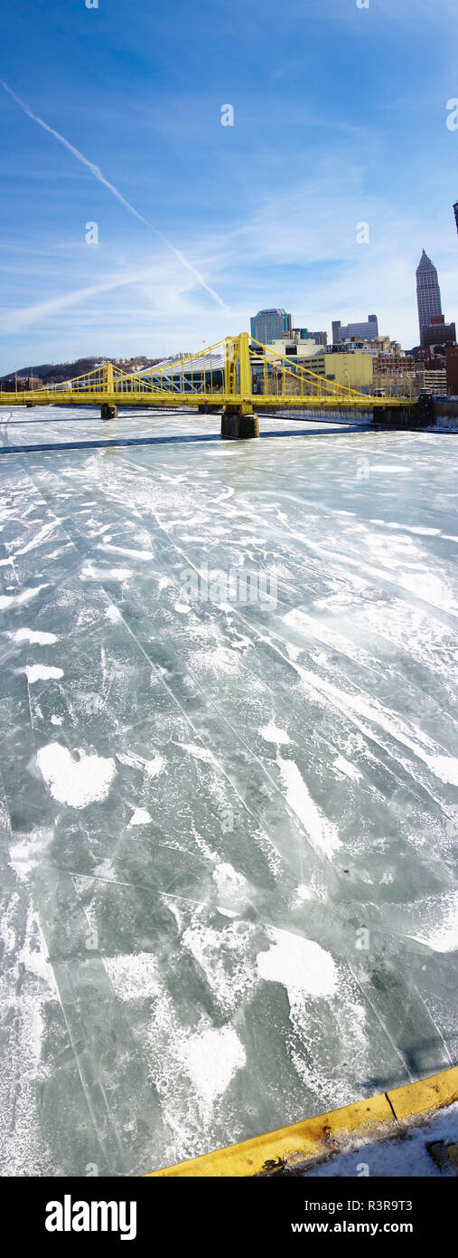 Allegheny river winter hi-res stock photography and images - Alamy