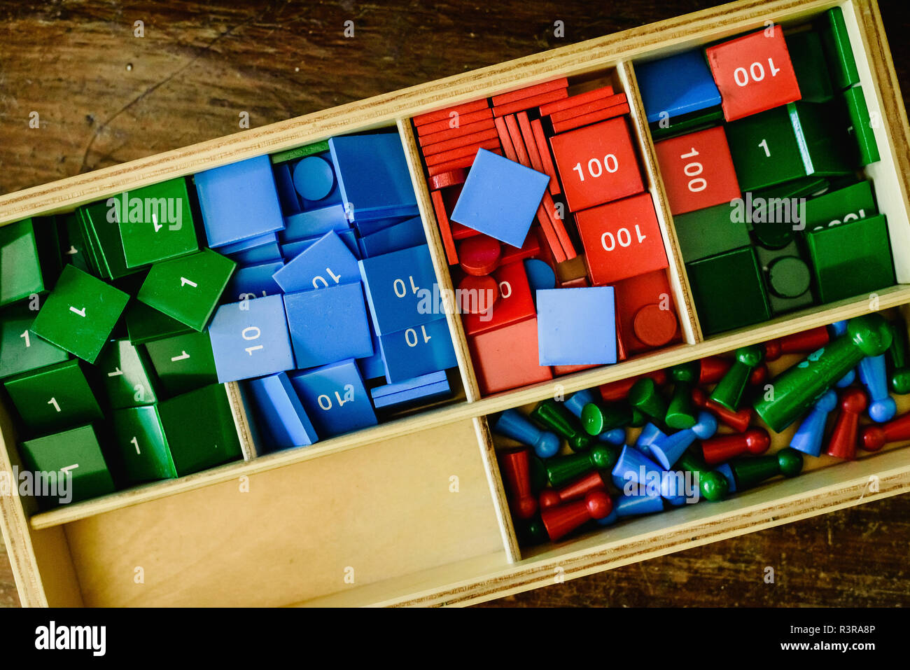 Wooden box with numbers to teach mathematics Stock Photo - Alamy