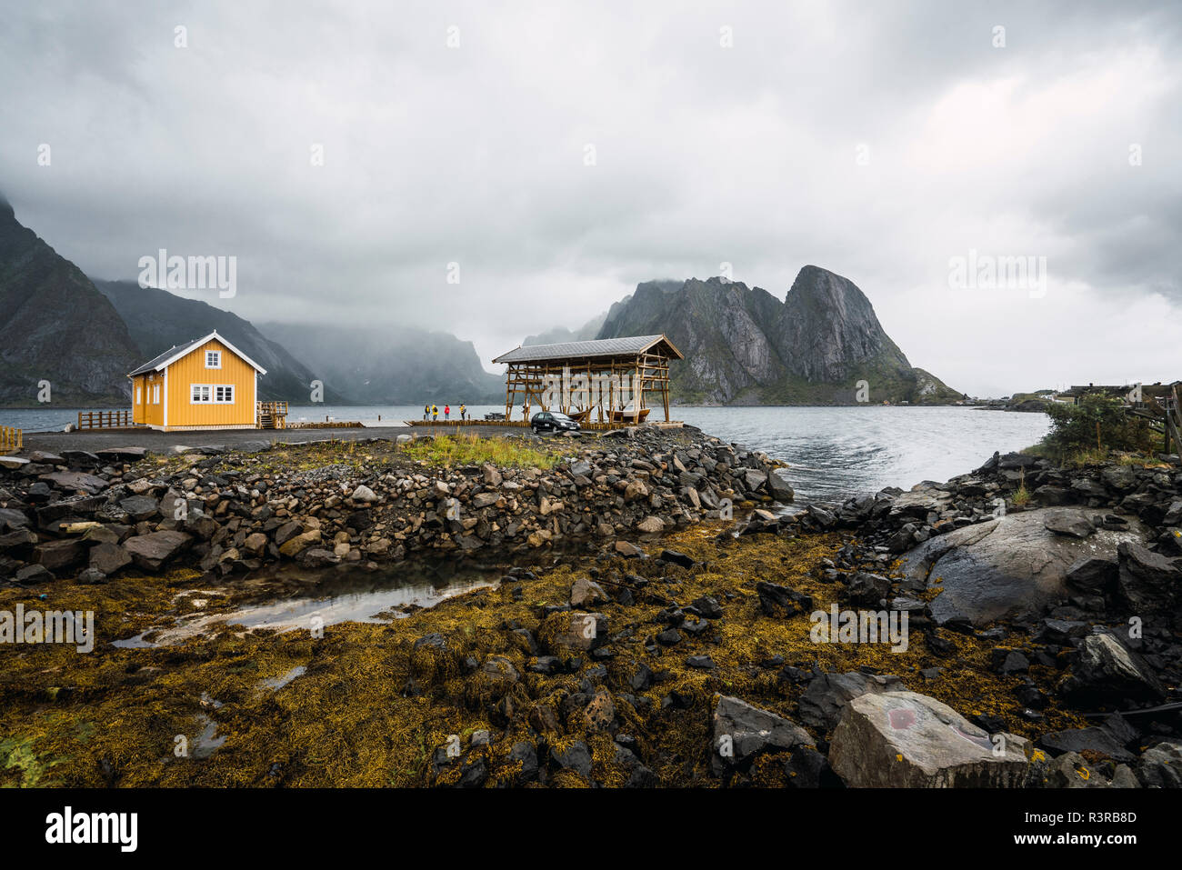 Remote house norway hi-res stock photography and images - Alamy