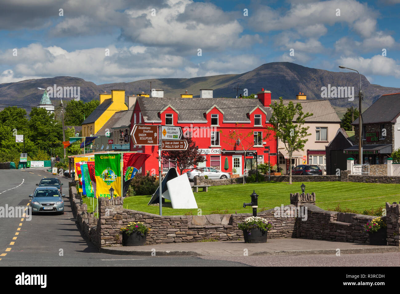 Ireland, County Kerry, Ring of Kerry, Sneem, Dan Murphy's Bar Stock ...