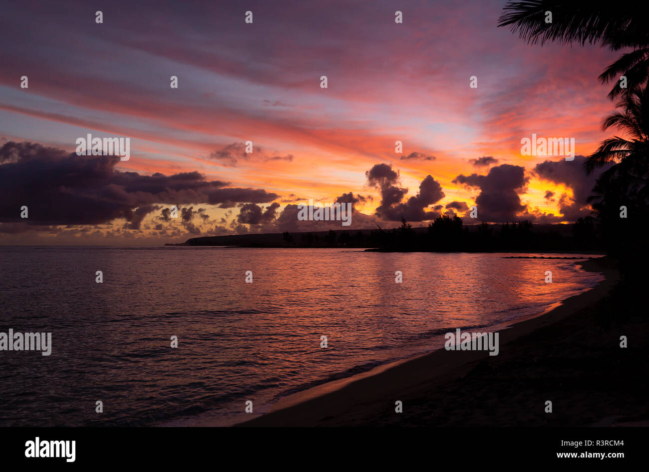 Sunrise in Hawaii Stock Photo - Alamy