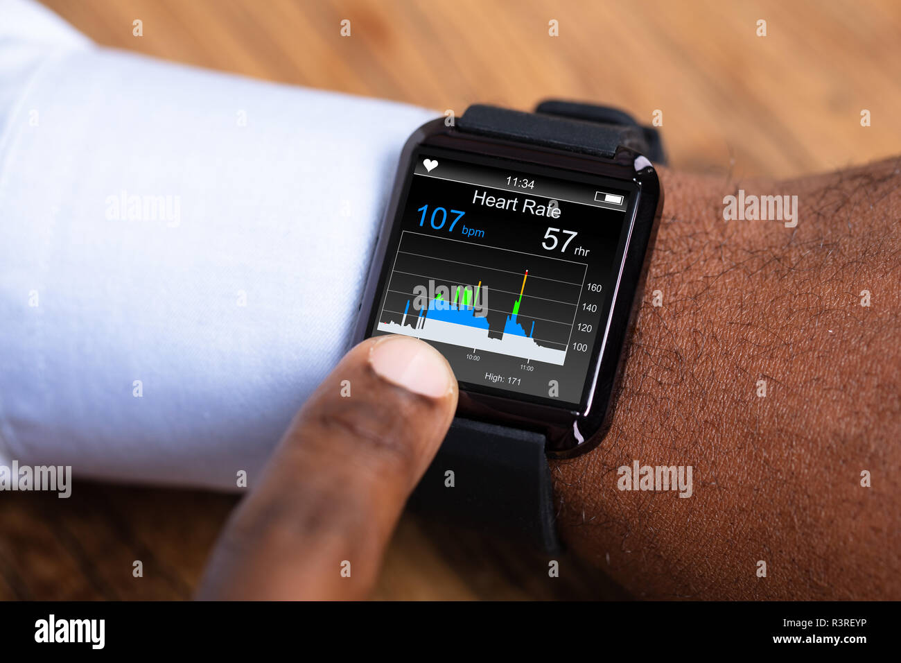 Black smart watch showing heart hi-res stock photography and images - Alamy