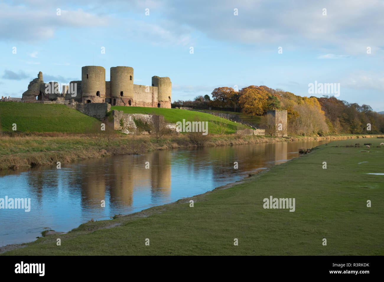 Rhuddlan castle wales hi-res stock photography and images - Alamy