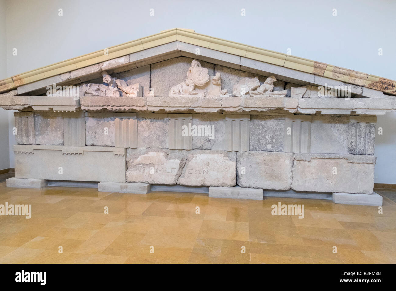 Gigantomachy pediment hi-res stock photography and images - Alamy Gigantomachy pediment hi-res stock photography and images - Alamy