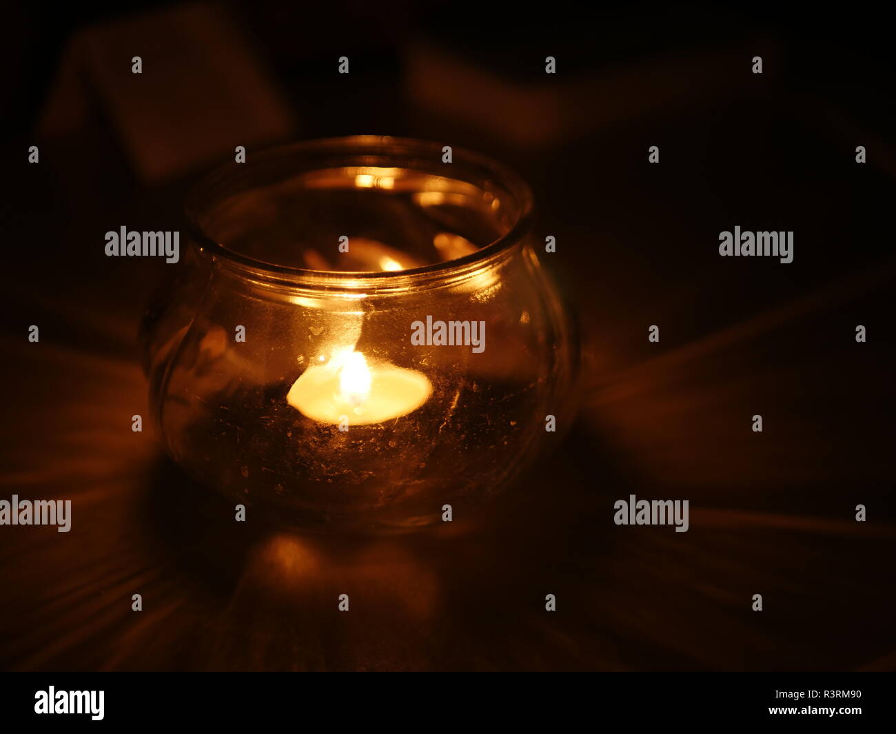 Candle Light Dinner High Resolution Stock Photography and Images - Alamy