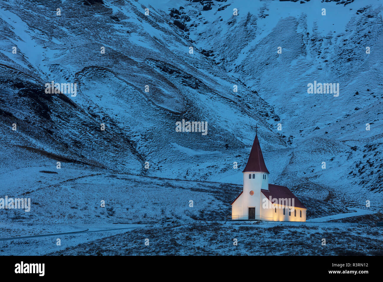 Church lit up hi-res stock photography and images - Alamy