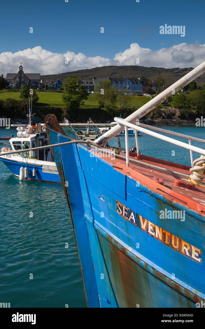 Ireland, County Cork, Mizzen Head Peninsula, Schull, harbor view Stock ...