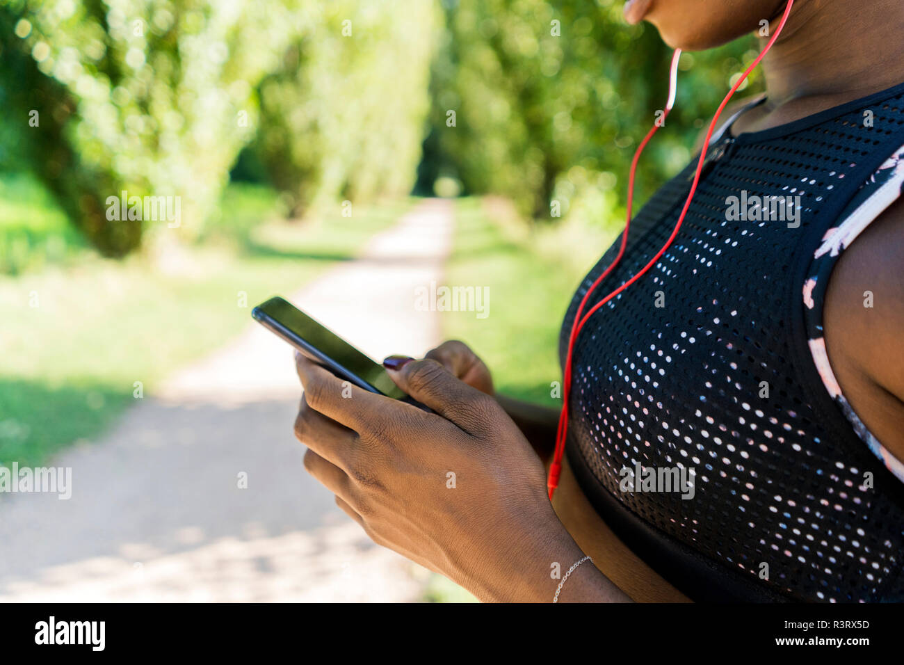Outdoor shot young female athlete hi-res stock photography and images ...