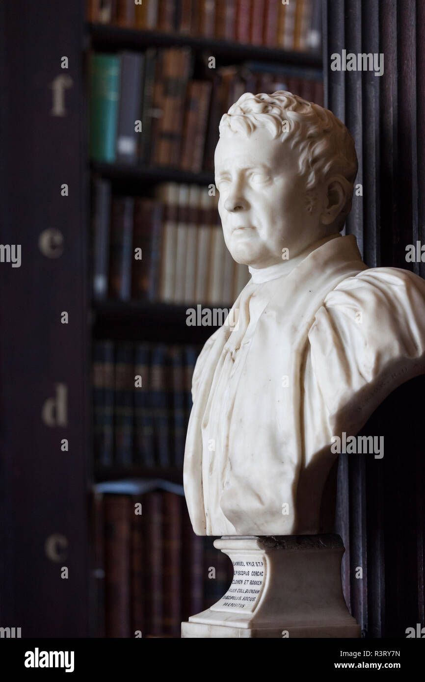 Ireland, Dublin, Trinity College, Old Library building, Long Room, bust ...