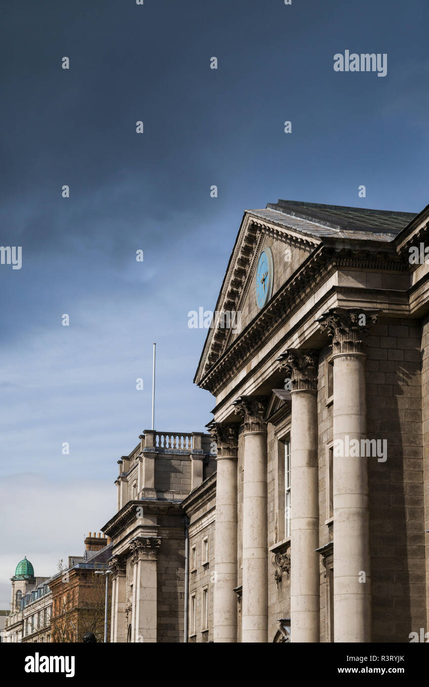 Ireland, Dublin, Trinity College, West Front, main entrance Stock Photo ...