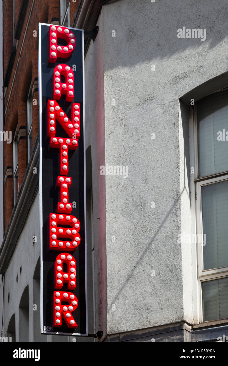 Gay nightclub hi-res stock photography and images - Alamy