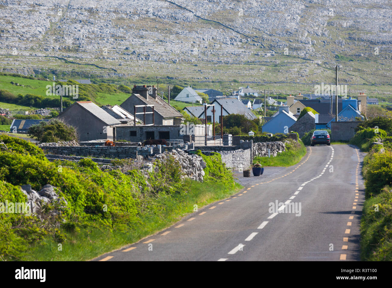 Fanore village burren hi-res stock photography and images - Alamy