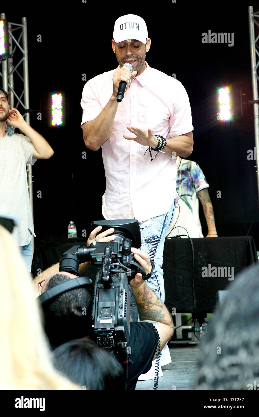 NEW YORK, NY - JULY 21: Trevor Penick of O-Town performs on Fox ...
