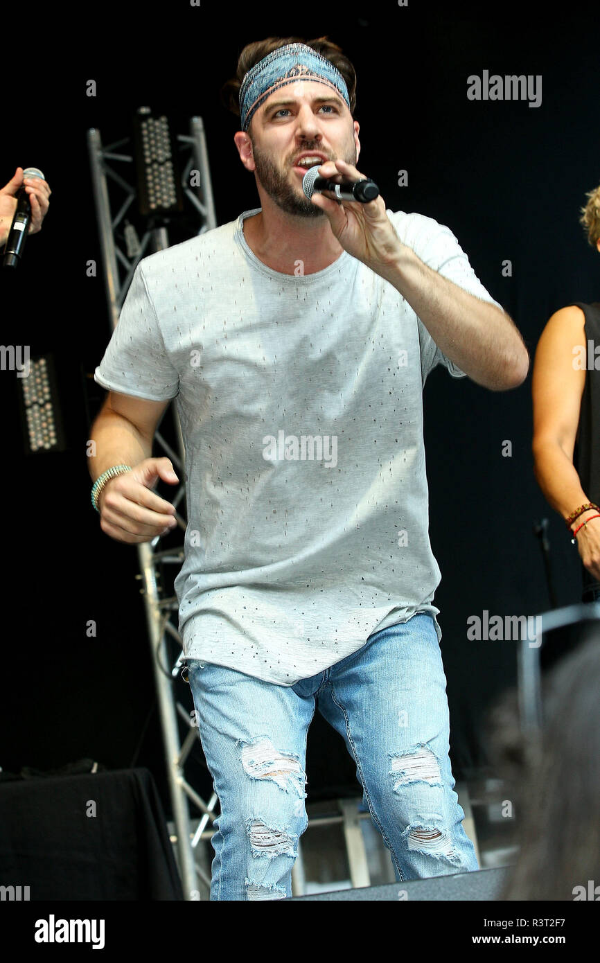NEW YORK, NY - JULY 21: Dan Miller of O-Town performs on Fox & Friends ...