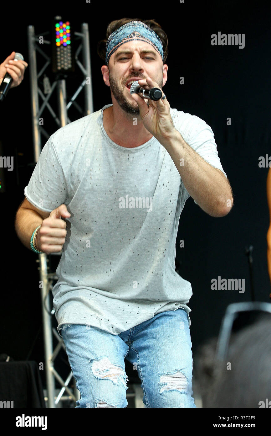 NEW YORK, NY - JULY 21: Dan Miller of O-Town performs on Fox & Friends ...