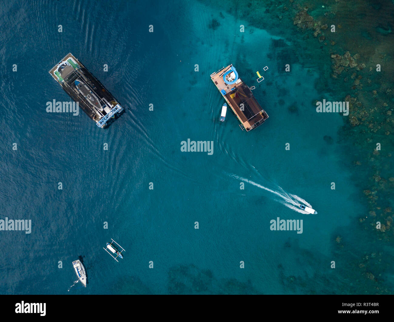 Aerial bathing platform hi-res stock photography and images - Alamy