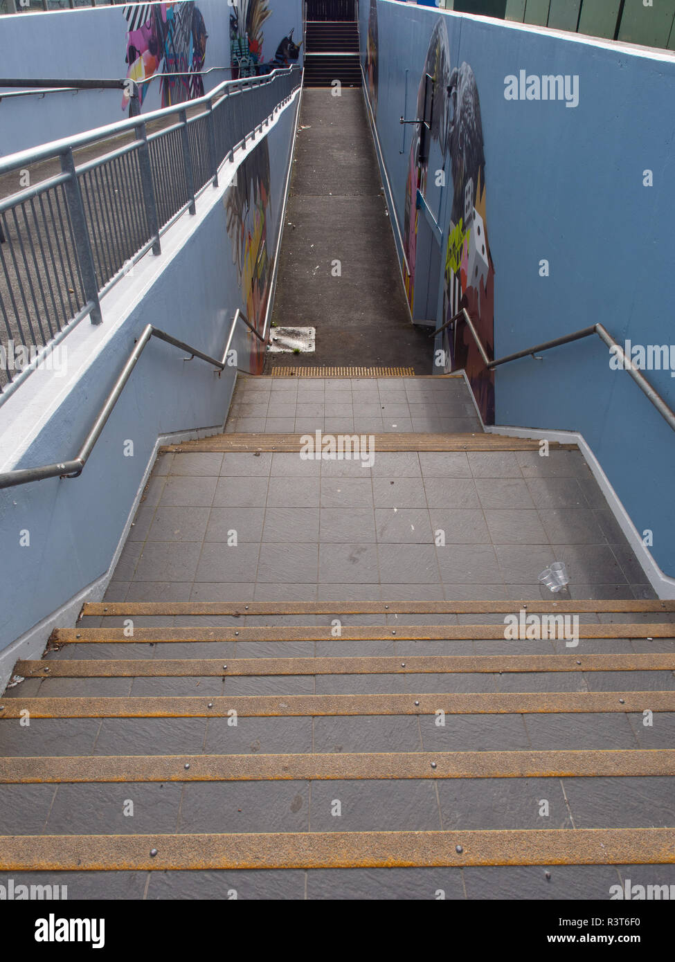 Tunnel Stairs Subway Steps High Resolution Stock Photography and Images ...