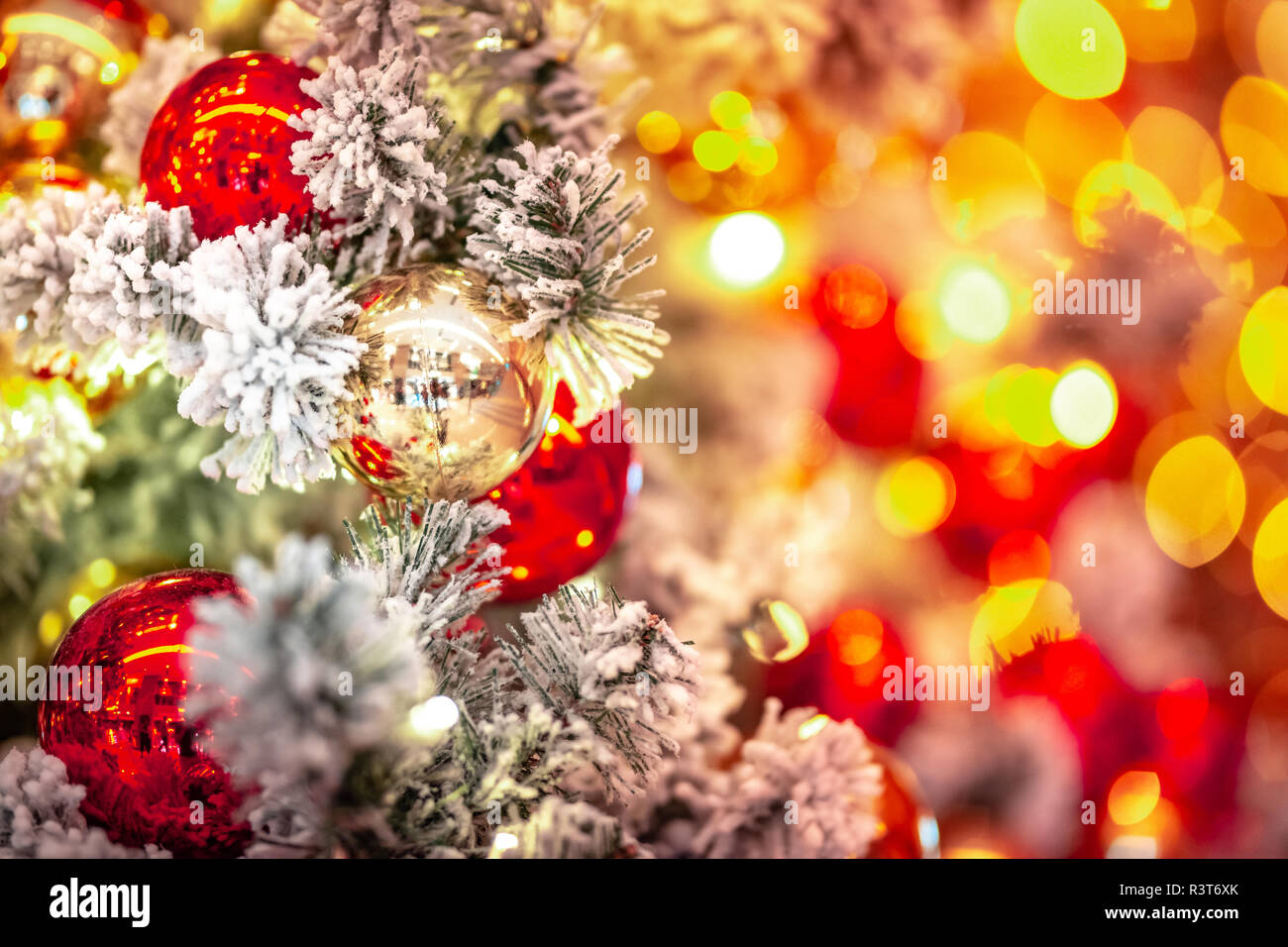 Beautiful christmas decorations in shopping mall Stock Photo - Alamy