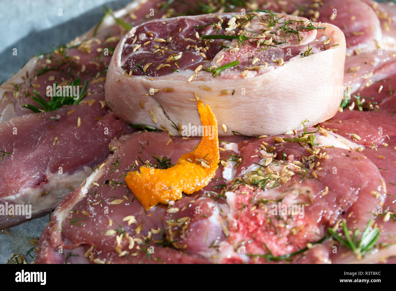 suckling pig leg Stock Photo - Alamy