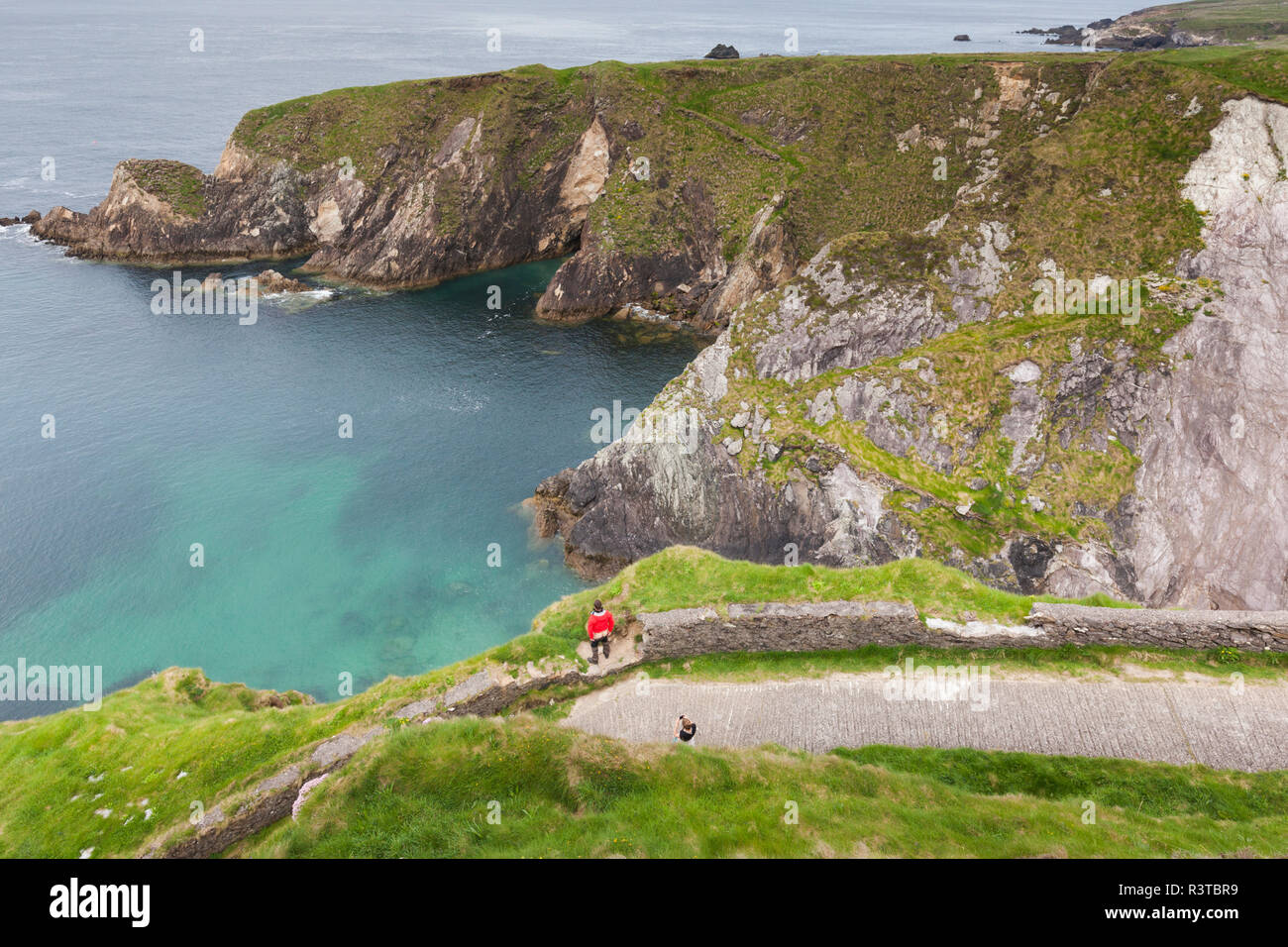 Ireland, County Kerry, Dingle Peninsula, Slea Head Drive, Dunquin ...