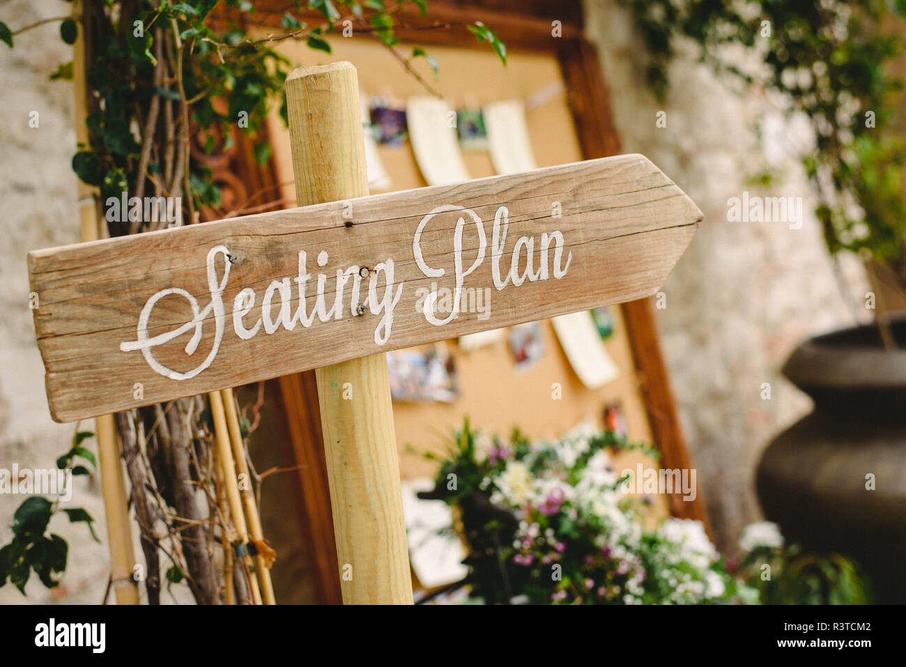 Wooden signposts at events and weddings Stock Photo - Alamy