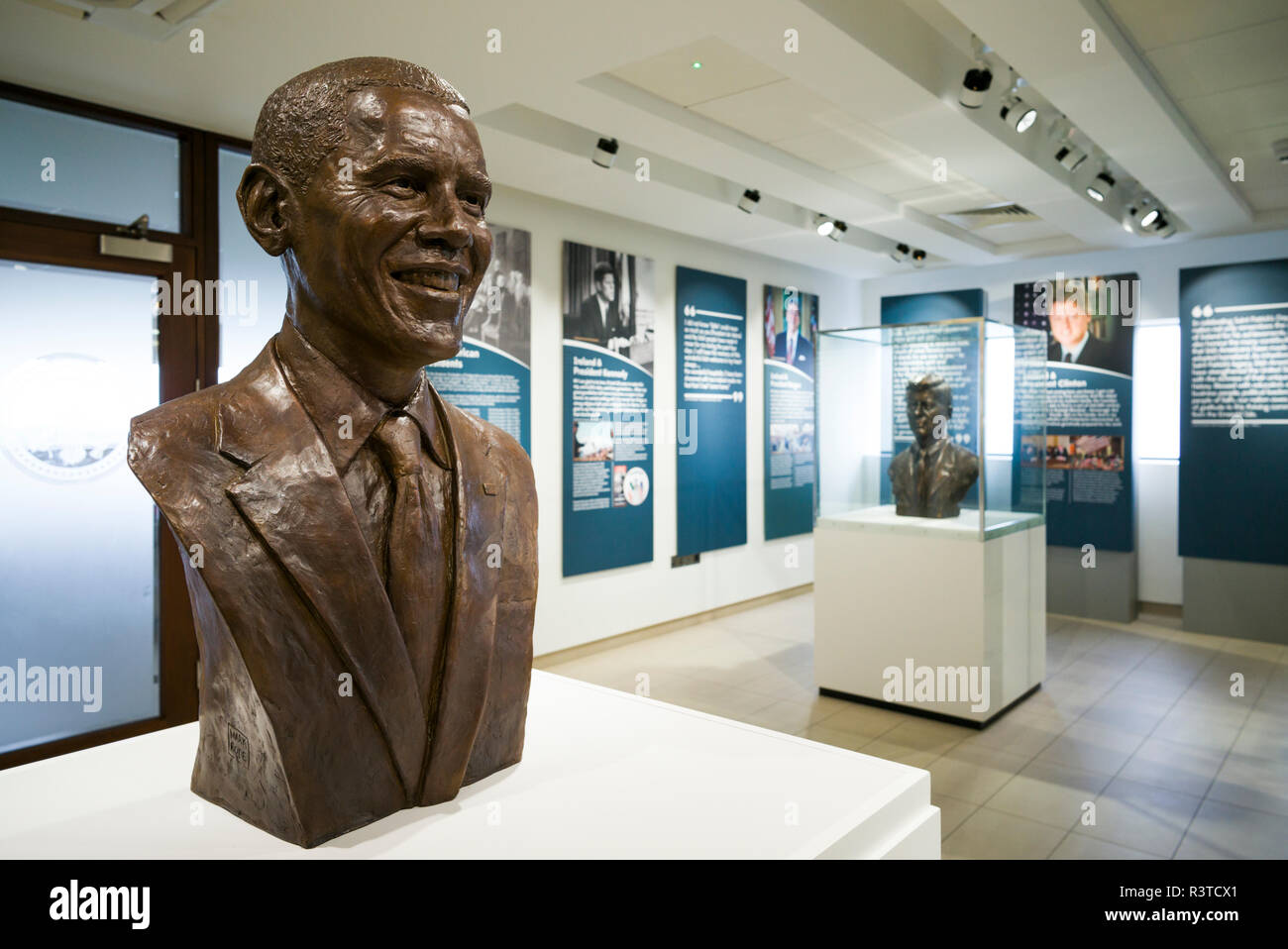 Ireland, County Offaly, Moneygall, motorway plaza named for US ...