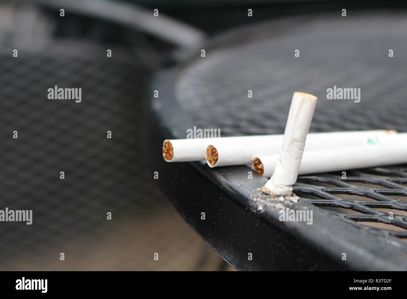 Cigarros tabaco hi-res stock photography and images - Alamy
