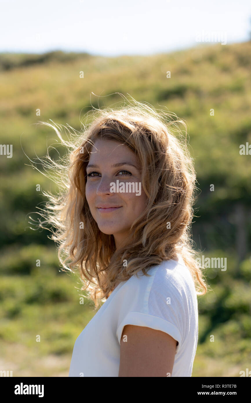 Beautiful woman summer hi-res stock photography and images - Alamy