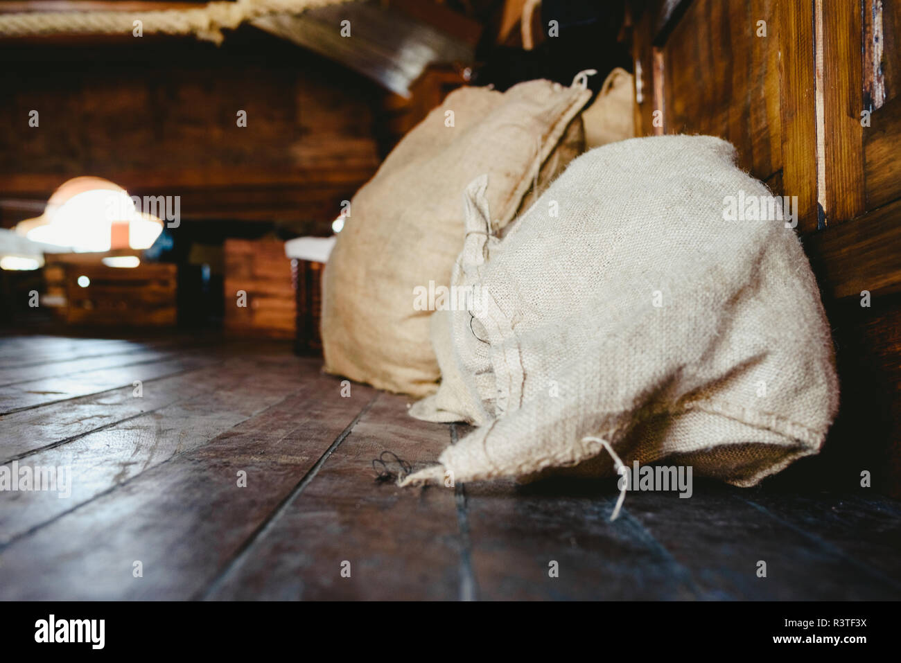 Old dirty hessian sack bag hi-res stock photography and images - Alamy