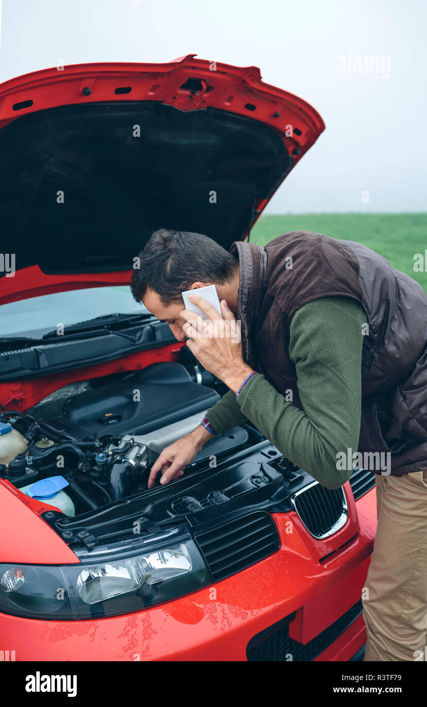 Man car engine hi-res stock photography and images - Alamy