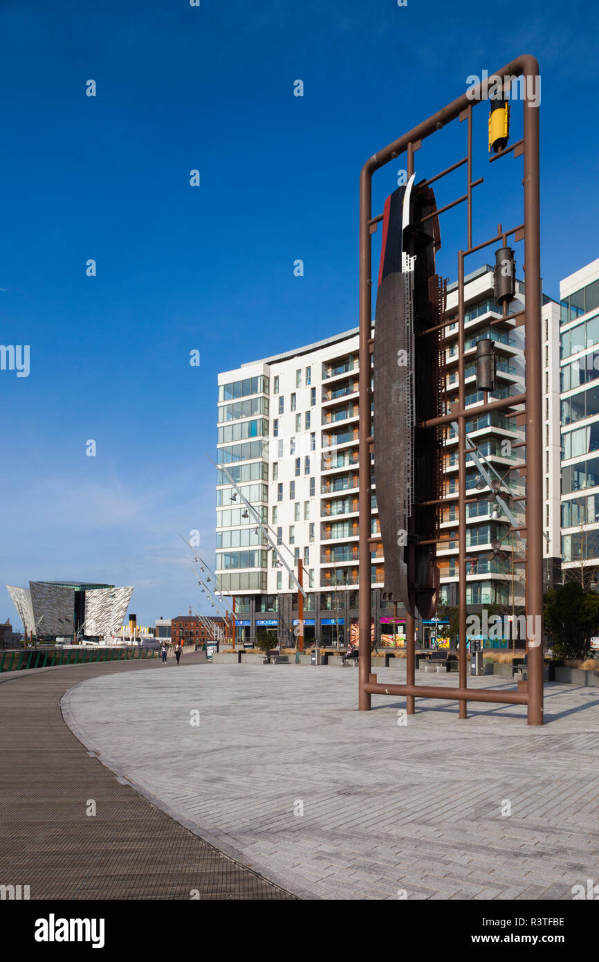 UK, Northern Ireland, Belfast Docklands, riverside residential ...