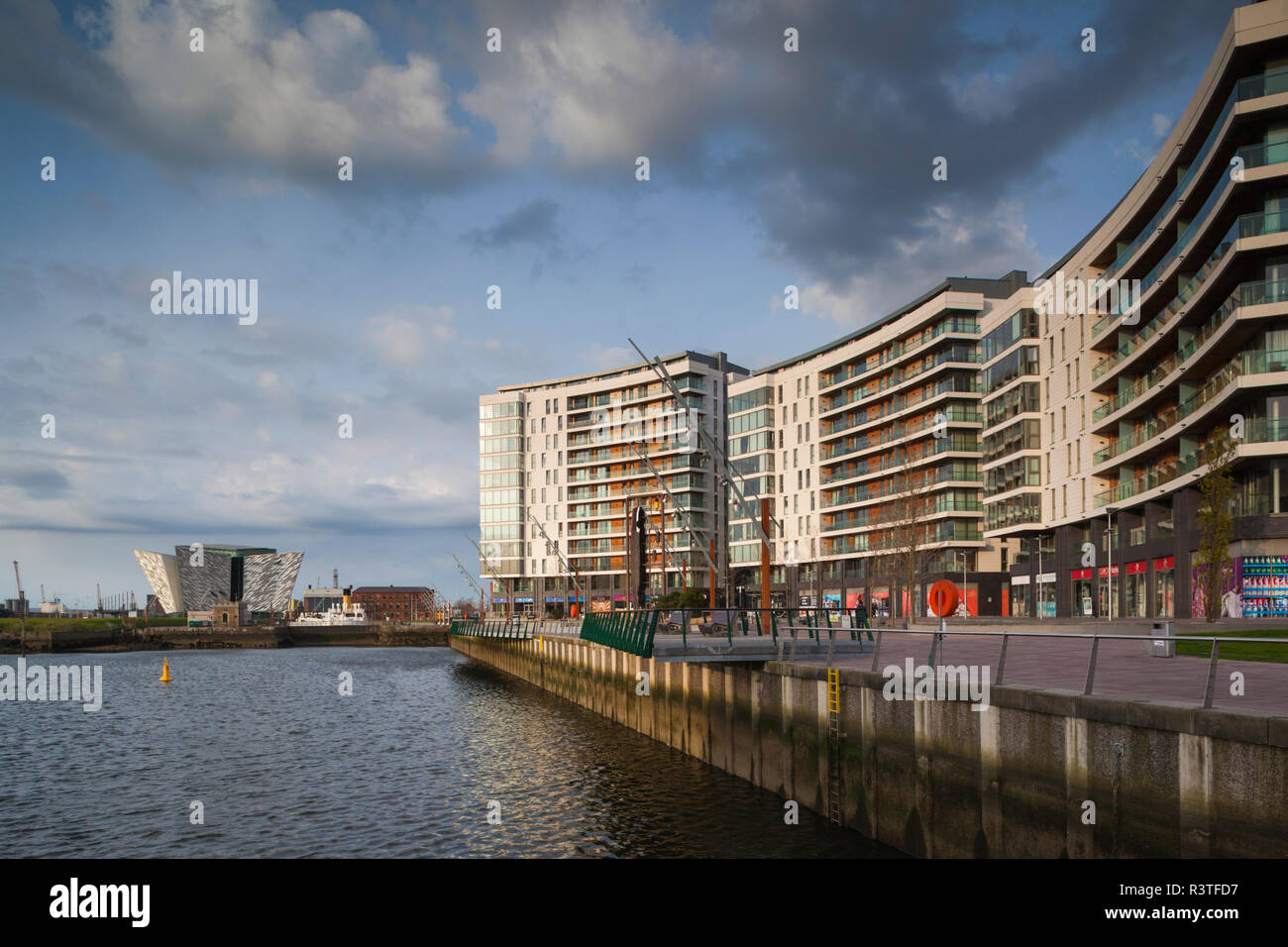 UK, Northern Ireland, Belfast Docklands, riverside residential ...