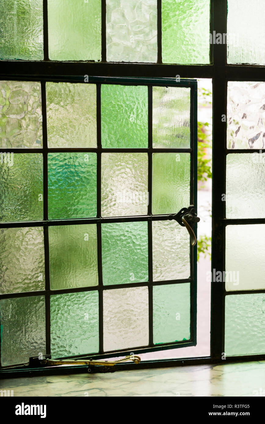 UK, Northern Ireland, Belfast City Hall, window detail Stock Photo - Alamy