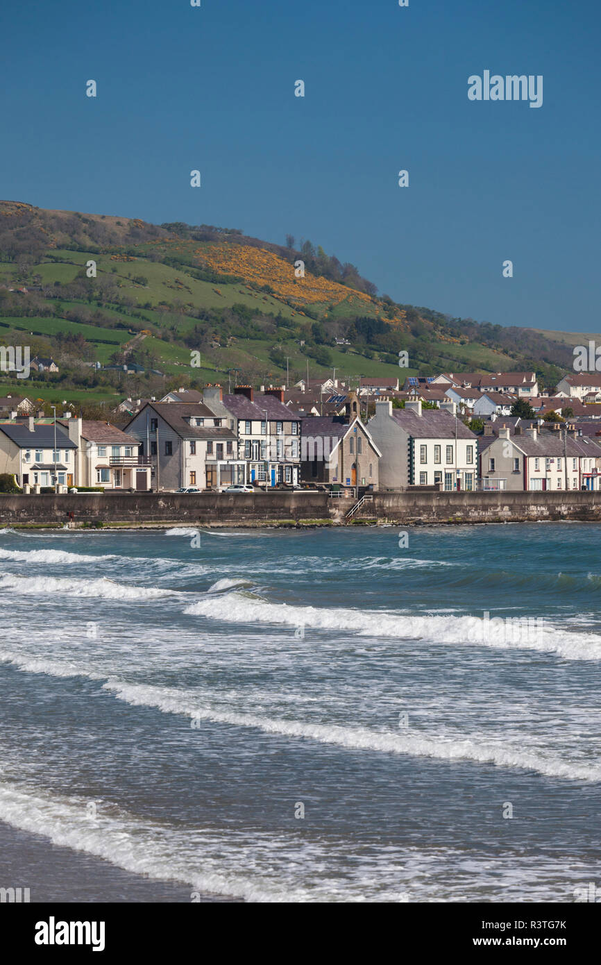 Carnlough beach hi-res stock photography and images - Alamy