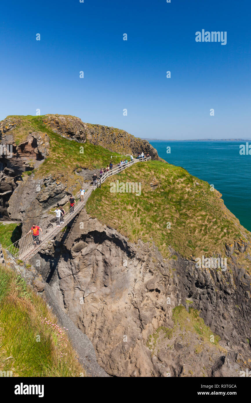 Carrick a rede rope bridge, ireland hi-res stock photography and images ...