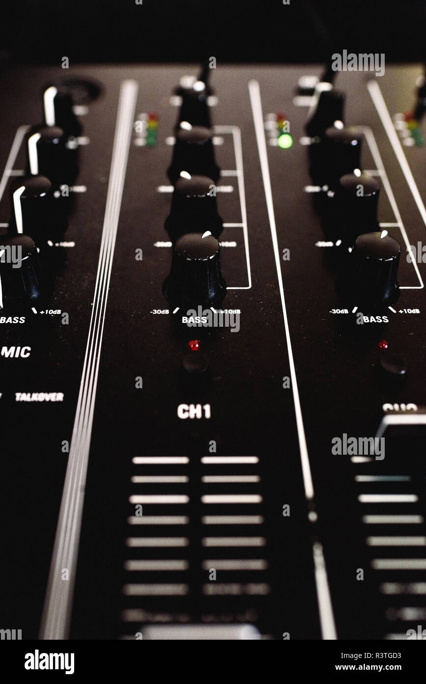 Detail of the sliders of an audio mixer for DJ Stock Photo - Alamy