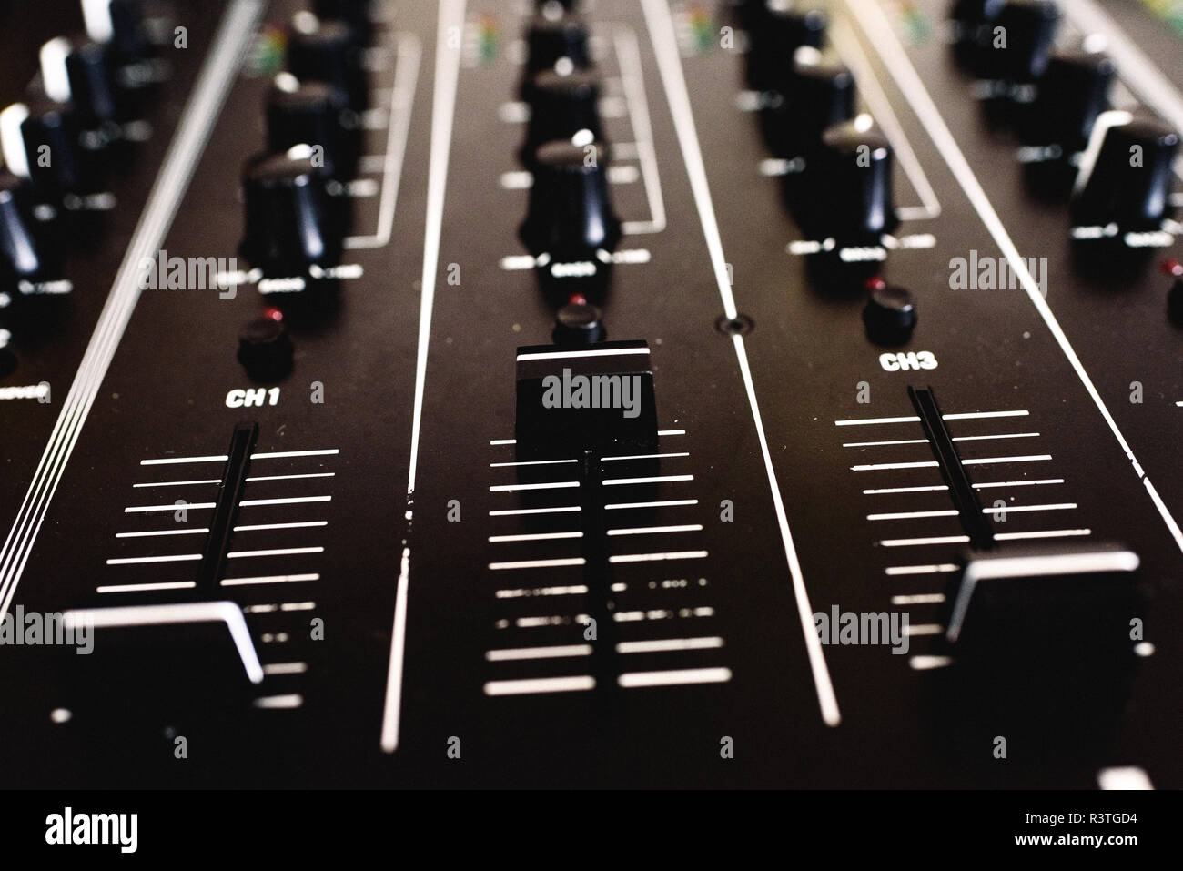 Detail of the sliders of an audio mixer for DJ Stock Photo - Alamy