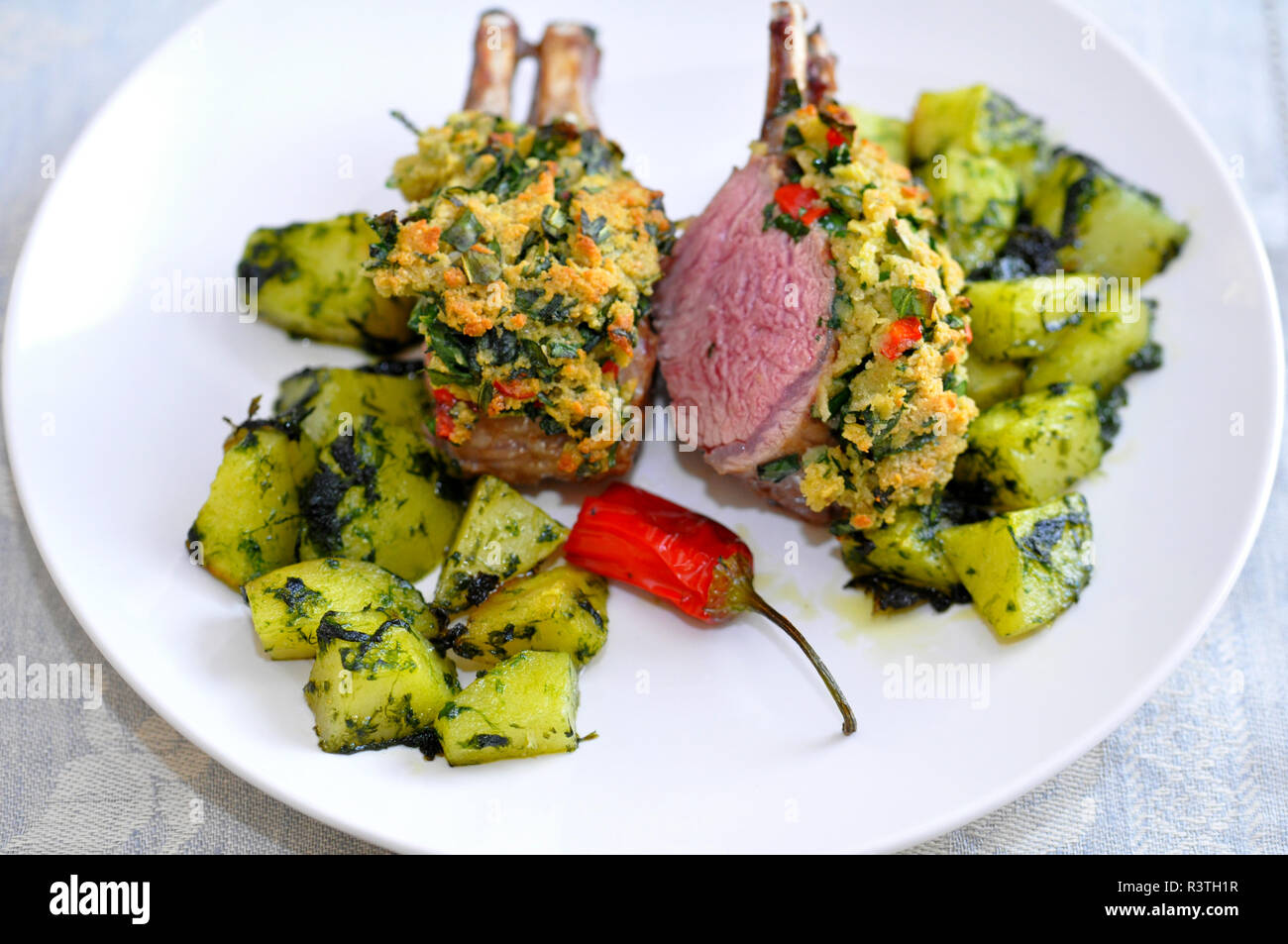 Lamb haunch hi-res stock photography and images - Alamy