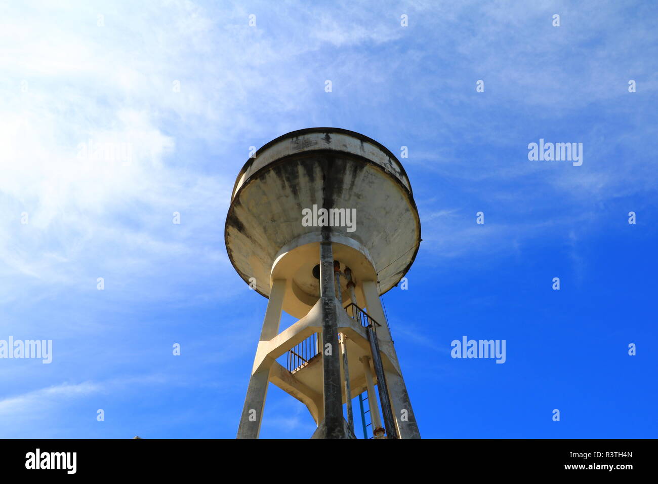 Water tank ancient agriculture hi-res stock photography and images - Alamy