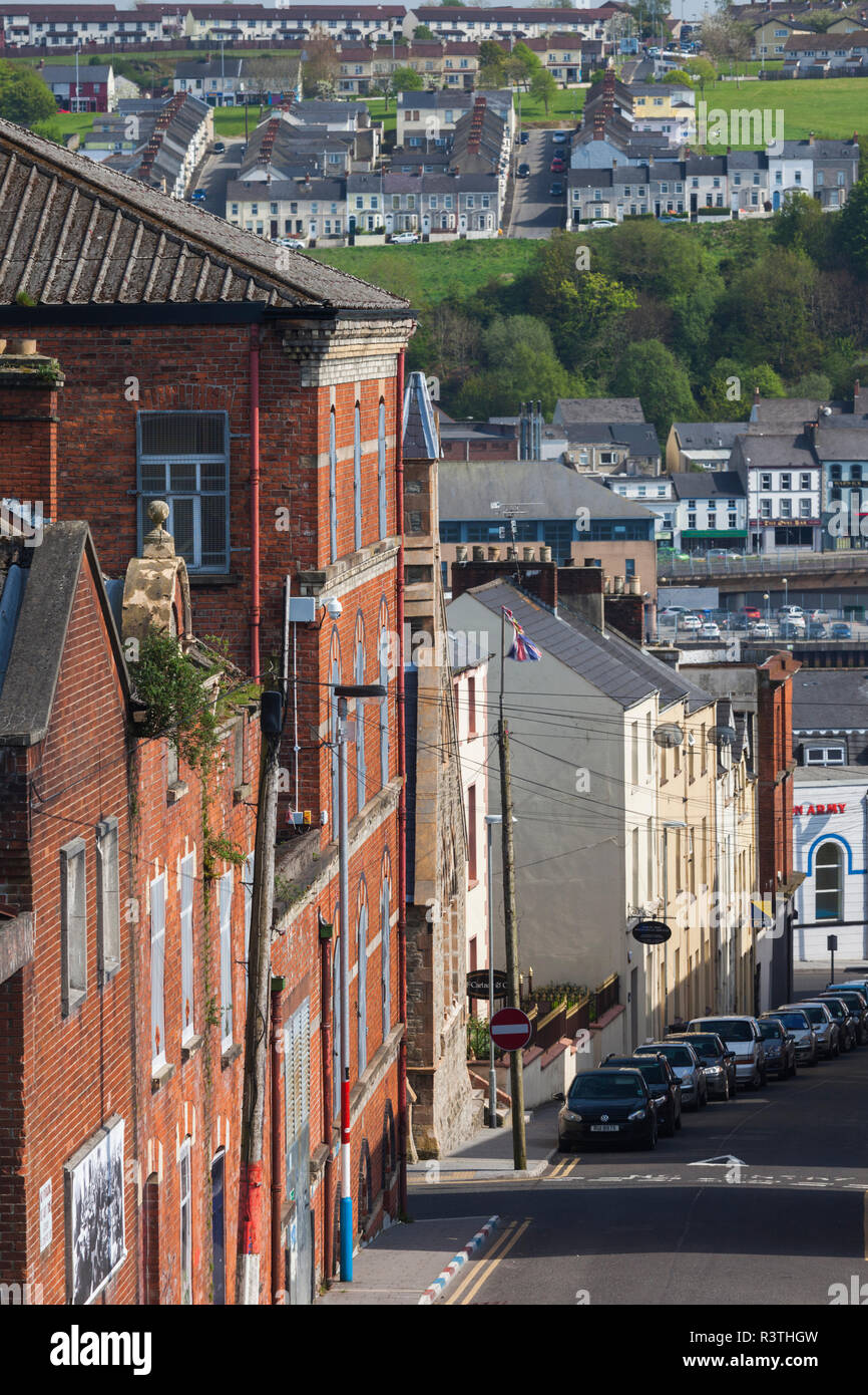 UK, Northern Ireland, County Londonderry, Derry, buildings in the ...