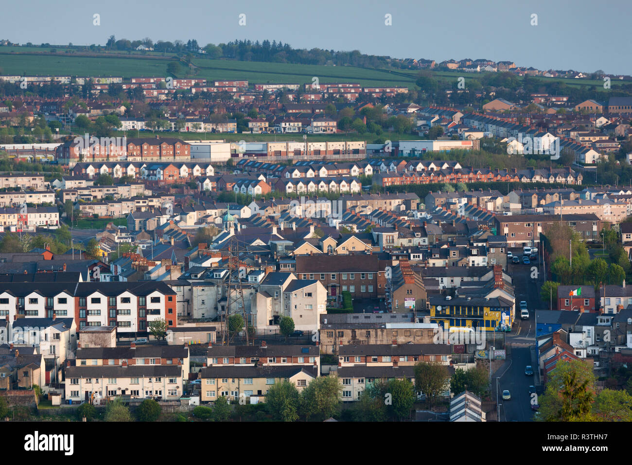 County derry town hi-res stock photography and images - Alamy