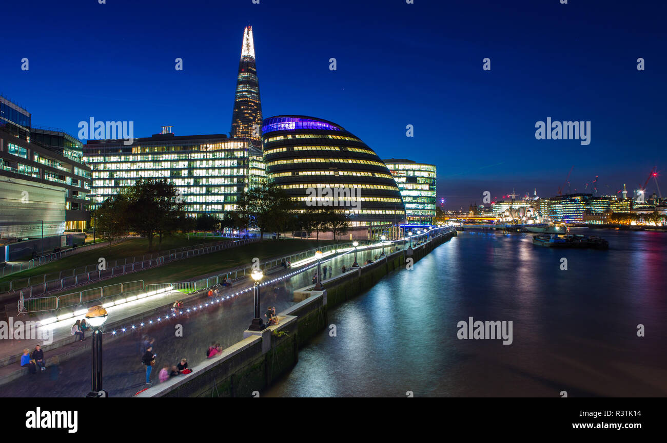 30 st mary axe interior hi-res stock photography and images - Alamy