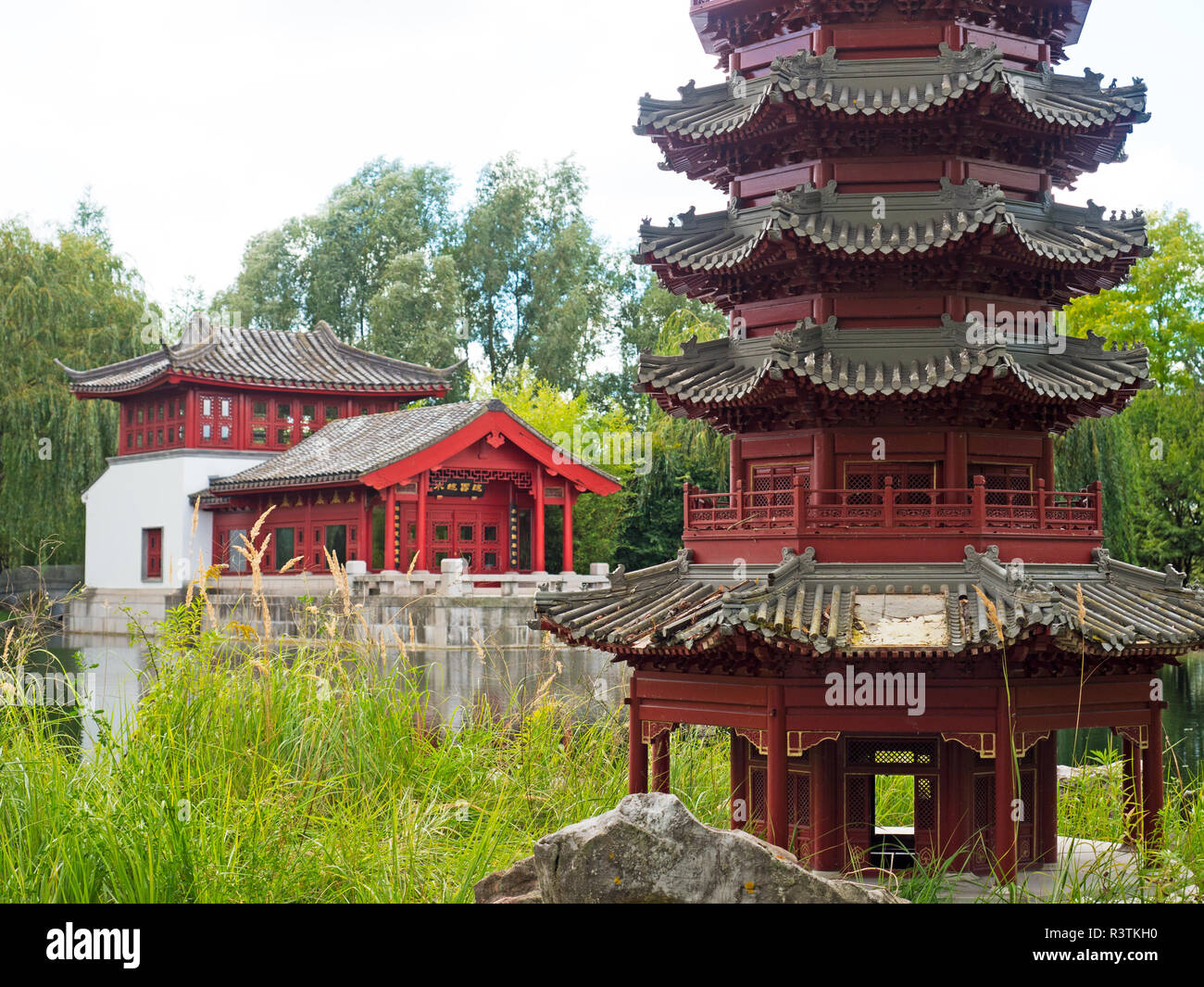 traditional chinese temple Stock Photo - Alamy