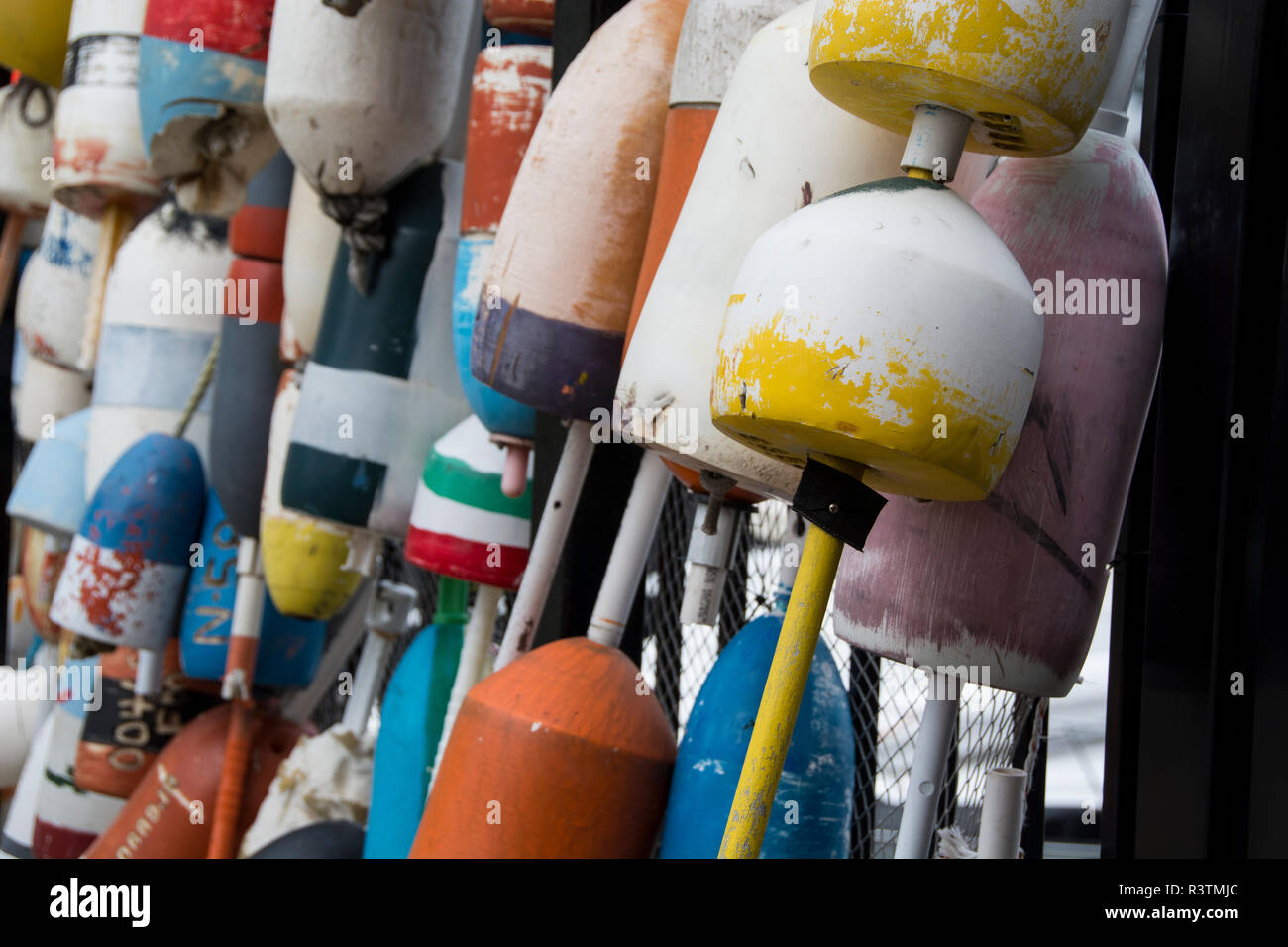 Colorful fishing floats hi-res stock photography and images - Alamy