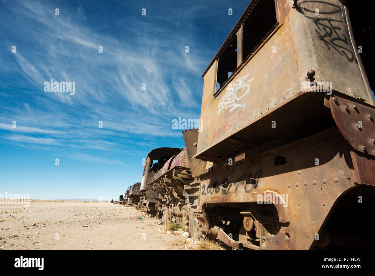 Rusted steam trains and locomotives in train cemetery, Uyuni, Bolivia ...