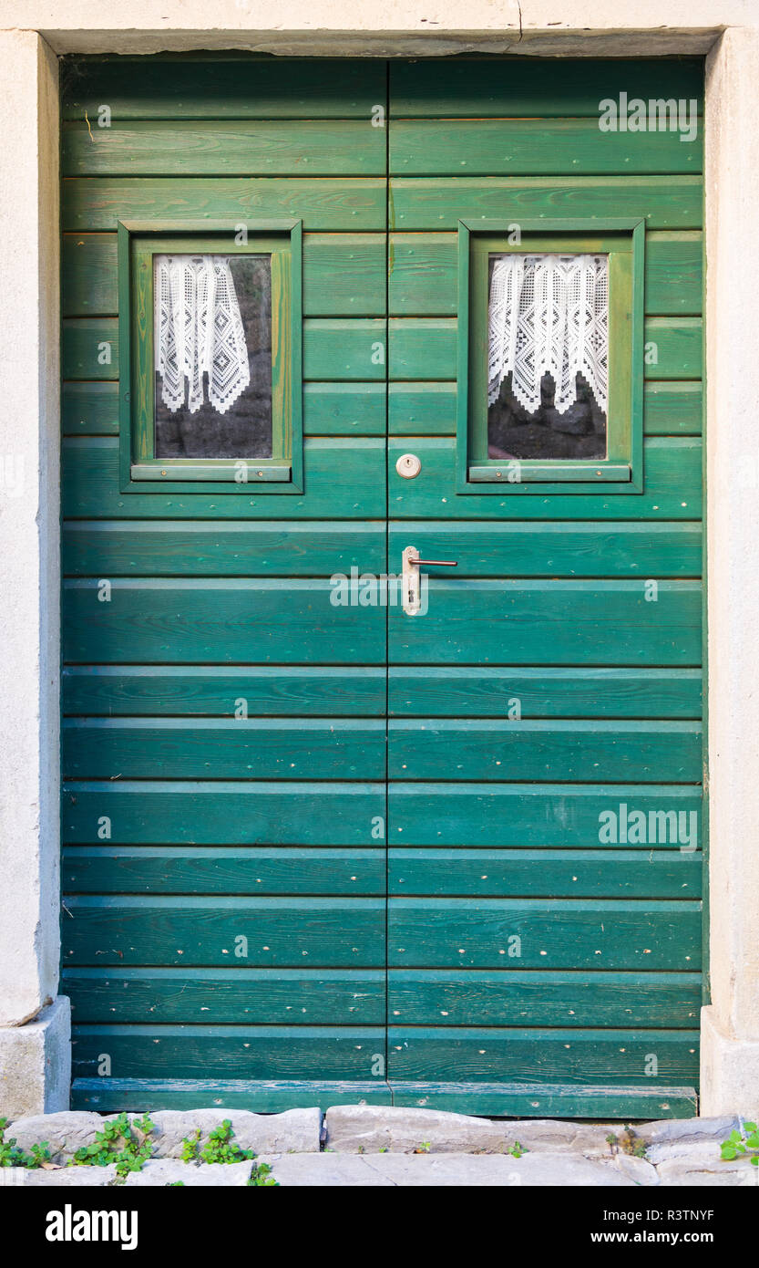 Wing fat mansion hi-res stock photography and images - Alamy