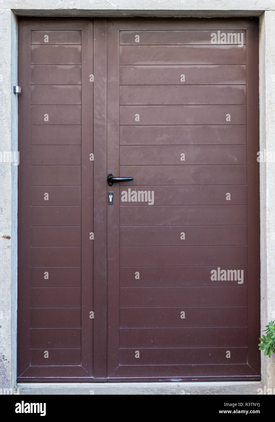 Wing fat mansion hi-res stock photography and images - Alamy