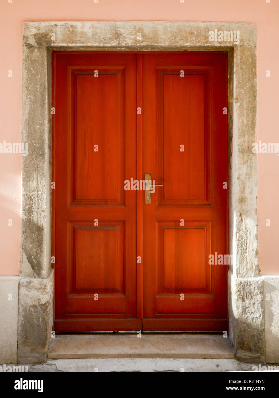 double-wing front door brown Stock Photo - Alamy