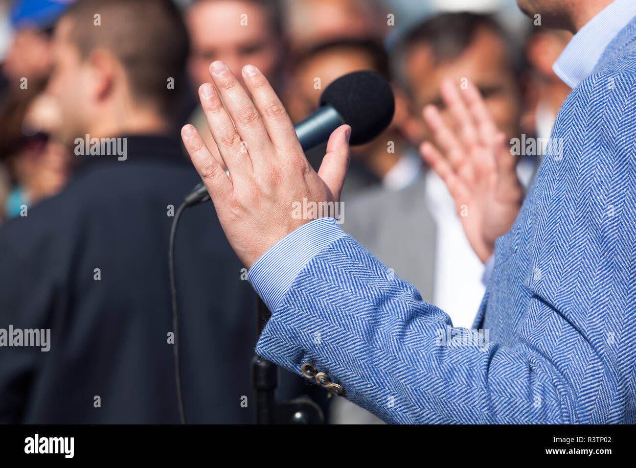 Hand gestures speech hi-res stock photography and images - Alamy
